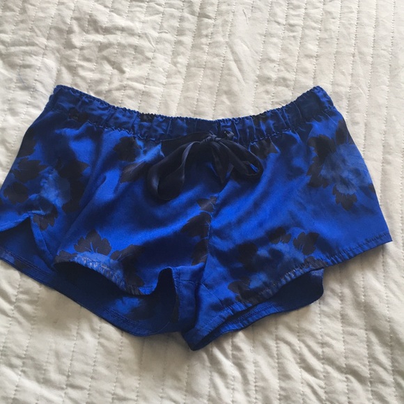 aerie | Intimates & Sleepwear | Aerie Blue Floral Pajama Shorts M ...